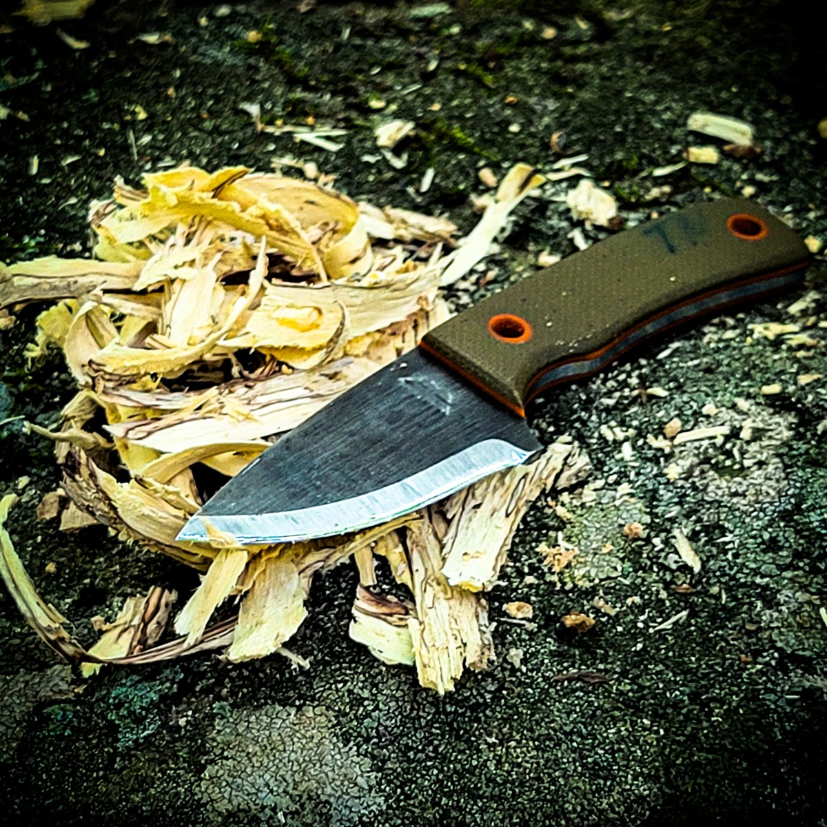 The Knives by Nuge Wicket: a Tiny but Mighty Neck Knife – Black Flag ...