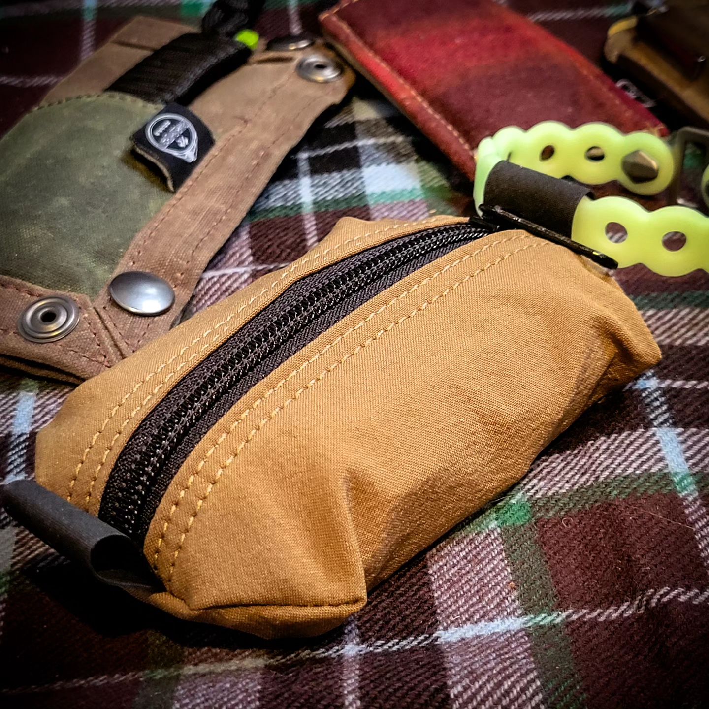 Tuff Possum Pocket Possibles Pouch – Black Flag Survival